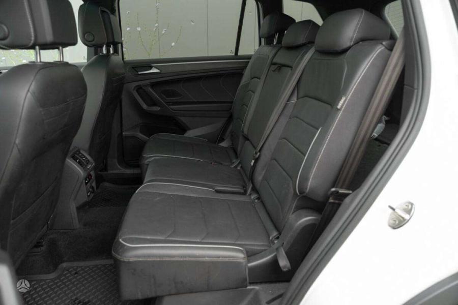 Balts Volkswagen Tiguan 2021 Viļņa, ar dzinēja tilpumu 2.00 L un nobraukumu 68 tūkst. km par 31100 €, foto 14 vietnē AUTOMOTO.COM.LV