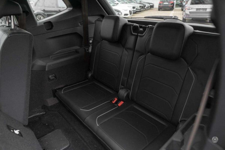 Balts Volkswagen Tiguan 2021 Viļņa, ar dzinēja tilpumu 2.00 L un nobraukumu 68 tūkst. km par 31100 €, foto 15 vietnē AUTOMOTO.COM.LV