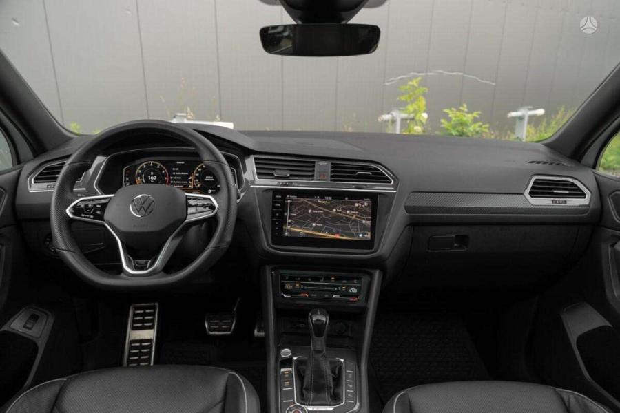 Balts Volkswagen Tiguan 2021 Viļņa, ar dzinēja tilpumu 2.00 L un nobraukumu 68 tūkst. km par 31100 €, foto 16 vietnē AUTOMOTO.COM.LV