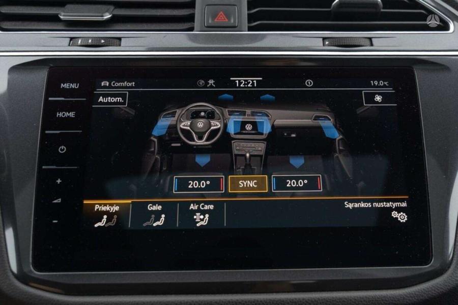 Balts Volkswagen Tiguan 2021 Viļņa, ar dzinēja tilpumu 2.00 L un nobraukumu 68 tūkst. km par 31100 €, foto 26 vietnē AUTOMOTO.COM.LV