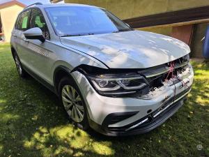 White Volkswagen Tiguan 2021 in Vilnius, with an engine capacity of 1.40 L and mileage of 98 thousand km for 18700 €, photo 5 on AUTOMOTO.COM.LV