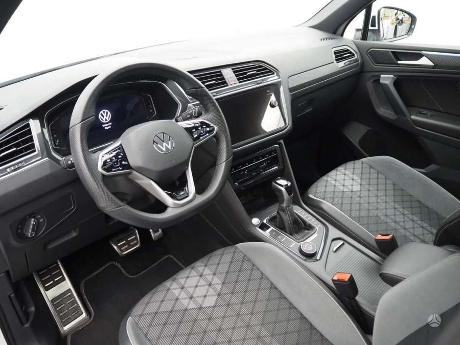 Balts Volkswagen Tiguan 2021 Viļņa, ar dzinēja tilpumu 1.98 L un nobraukumu 39 tūkst. km par 30500 €, foto 10 vietnē AUTOMOTO.COM.LV