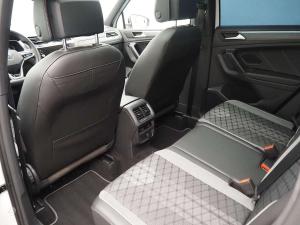 Balts Volkswagen Tiguan 2021 Viļņa, ar dzinēja tilpumu 1.98 L un nobraukumu 39 tūkst. km par 30500 €, foto 14 vietnē AUTOMOTO.COM.LV