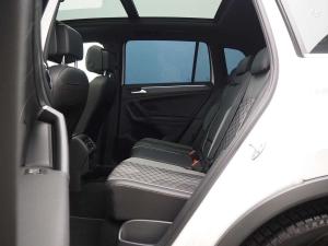 Balts Volkswagen Tiguan 2021 Viļņa, ar dzinēja tilpumu 1.98 L un nobraukumu 39 tūkst. km par 30500 €, foto 16 vietnē AUTOMOTO.COM.LV