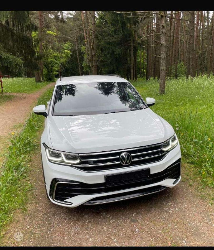 Balts Volkswagen Tiguan 2021 Raseiniai, ar dzinēja tilpumu 1.50 L un nobraukumu 138 tūkst. km par 22000 €, foto 1 vietnē AUTOMOTO.COM.LV