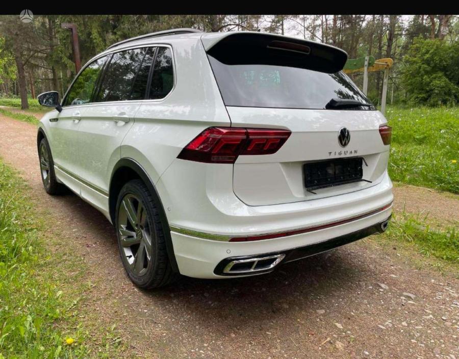 Balts Volkswagen Tiguan 2021 Raseiniai, ar dzinēja tilpumu 1.50 L un nobraukumu 138 tūkst. km par 22000 €, foto 5 vietnē AUTOMOTO.COM.LV