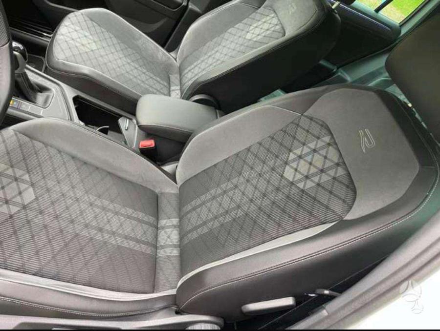 Balts Volkswagen Tiguan 2021 Raseiniai, ar dzinēja tilpumu 1.50 L un nobraukumu 138 tūkst. km par 22000 €, foto 12 vietnē AUTOMOTO.COM.LV
