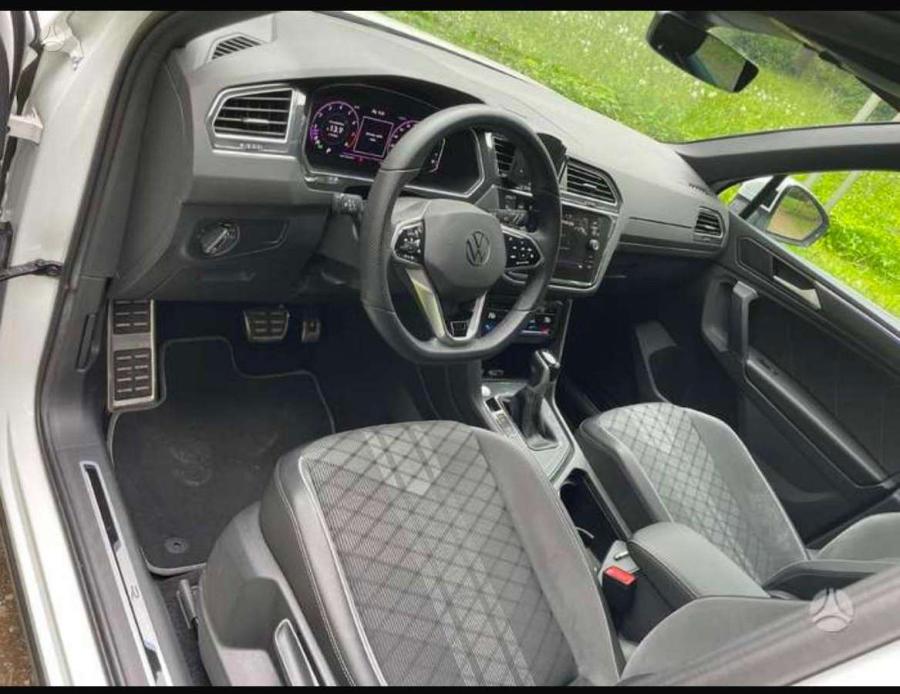 Balts Volkswagen Tiguan 2021 Raseiniai, ar dzinēja tilpumu 1.50 L un nobraukumu 138 tūkst. km par 22000 €, foto 13 vietnē AUTOMOTO.COM.LV