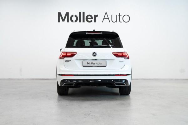 Balts Volkswagen Tiguan 2021 Viļņa, ar dzinēja tilpumu 2.00 L un nobraukumu 196 tūkst. km par 20900 €, foto 6 vietnē AUTOMOTO.COM.LV