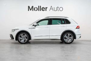 White Volkswagen Tiguan 2021 in Vilnius, with an engine capacity of 1.50 L and mileage of 147 thousand km for 23800 €, photo 3 on AUTOMOTO.COM.LV