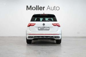 White Volkswagen Tiguan 2021 in Vilnius, with an engine capacity of 1.50 L and mileage of 147 thousand km for 23800 €, photo 7 on AUTOMOTO.COM.LV