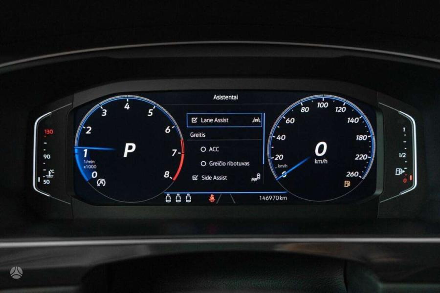 White Volkswagen Tiguan 2021 in Vilnius, with an engine capacity of 1.50 L and mileage of 147 thousand km for 23800 €, photo 12 on AUTOMOTO.COM.LV