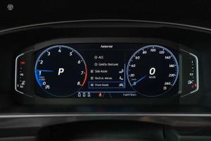 White Volkswagen Tiguan 2021 in Vilnius, with an engine capacity of 1.50 L and mileage of 147 thousand km for 23800 €, photo 13 on AUTOMOTO.COM.LV