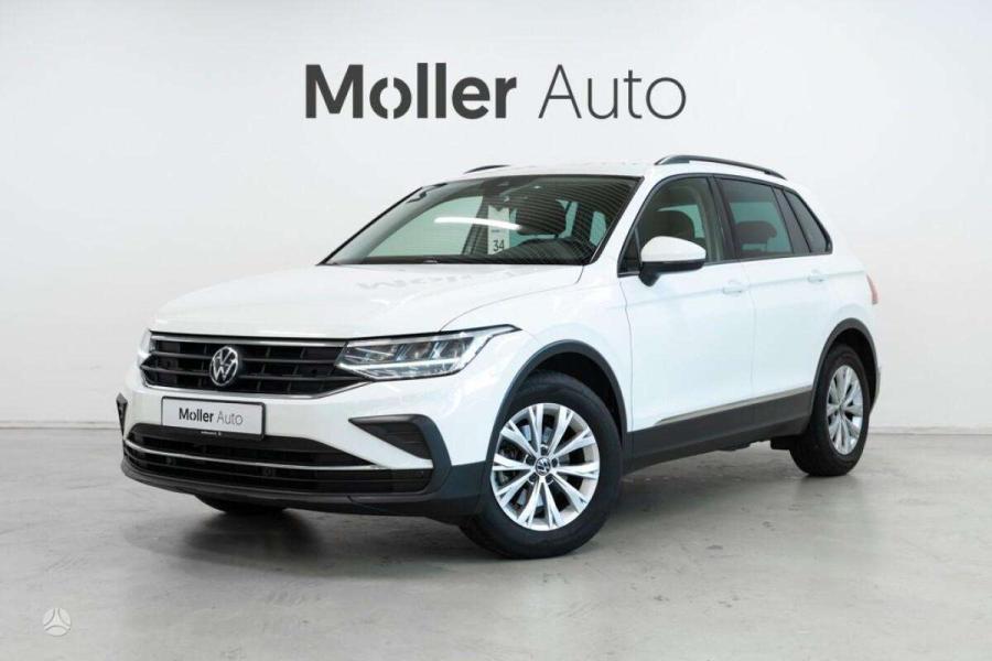 White Volkswagen Tiguan 2021 in Vilnius, with an engine capacity of 1.50 L and mileage of 99 thousand km for 20900 €, photo 1 on AUTOMOTO.COM.LV