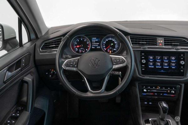 Balts Volkswagen Tiguan 2021 Viļņa, ar dzinēja tilpumu 1.50 L un nobraukumu 99 tūkst. km par 20900 €, foto 10 vietnē AUTOMOTO.COM.LV