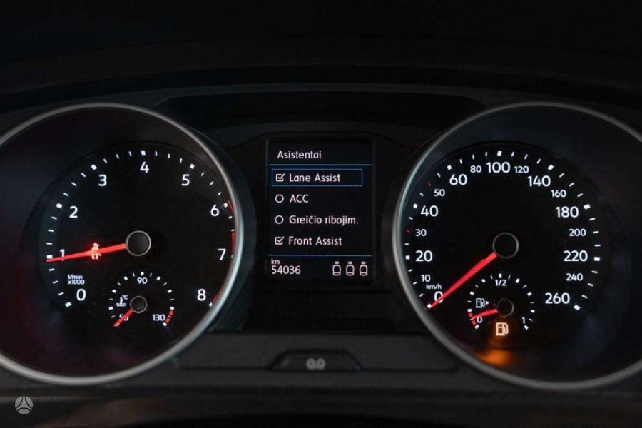 White Volkswagen Tiguan 2021 in Vilnius, with an engine capacity of 1.50 L and mileage of 99 thousand km for 20900 €, photo 12 on AUTOMOTO.COM.LV