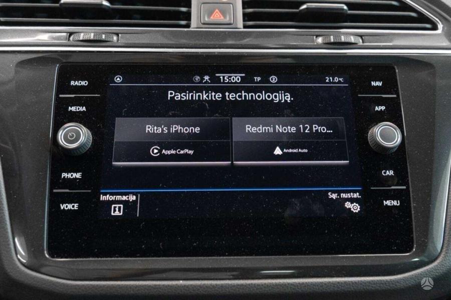 White Volkswagen Tiguan 2021 in Vilnius, with an engine capacity of 1.50 L and mileage of 99 thousand km for 20900 €, photo 14 on AUTOMOTO.COM.LV