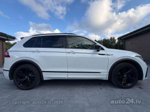 White Volkswagen Tiguan 2021 in Kuressaare, with an engine capacity of 1.50 L and mileage of 93 thousand km for 32990 €, photo 6 on AUTOMOTO.COM.LV