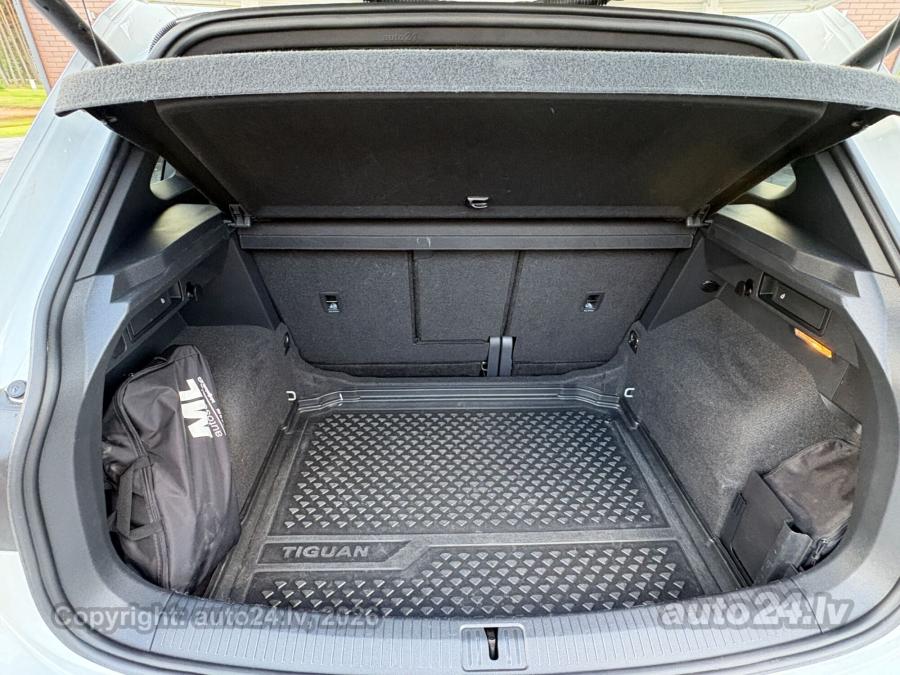 White Volkswagen Tiguan 2021 in Kuressaare, with an engine capacity of 1.50 L and mileage of 93 thousand km for 32990 €, photo 11 on AUTOMOTO.COM.LV