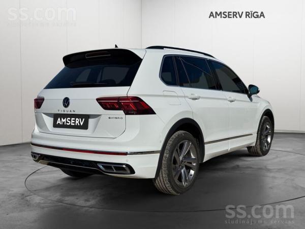 Balts Volkswagen Tiguan 2021 Rīga, ar dzinēja tilpumu 1.40 L un nobraukumu 123 tūkst. km par 23900 €, foto 3 vietnē AUTOMOTO.COM.LV