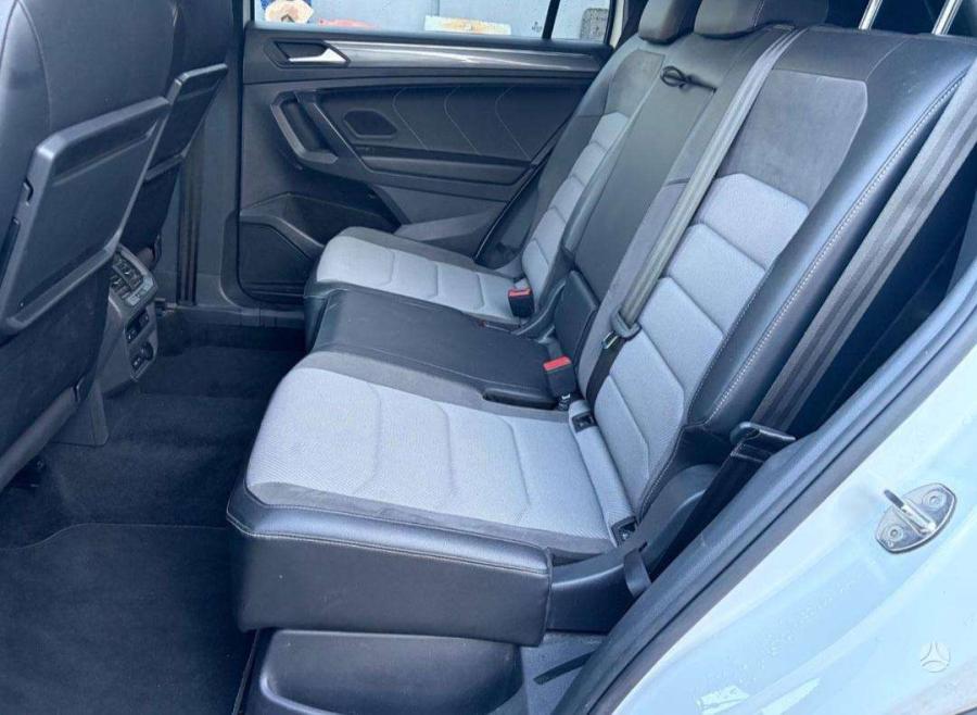 Balts Volkswagen Tiguan 2021 Vilkaviškis, ar dzinēja tilpumu 1.97 L un nobraukumu 232 tūkst. km par 16800 €, foto 10 vietnē AUTOMOTO.COM.LV