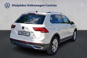 White Volkswagen Tiguan 2021 in Klaipeda, with an engine capacity of 1.50 L and mileage of 79 thousand km for 25450 €, photo 7 on AUTOMOTO.COM.LV