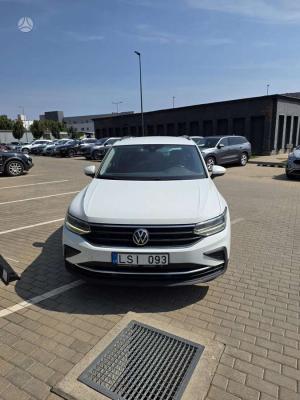 Balts Volkswagen Tiguan 2021 Kauņa, ar dzinēja tilpumu 1.50 L un nobraukumu 259 tūkst. km par 15500 €, foto 3 vietnē AUTOMOTO.COM.LV