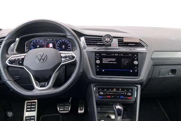 Volkswagen Tiguan 2021 Klaipėda vietnē Balts Volkswagen Tiguan 2021 Klaipėda, ar dzinēja tilpumu 1.98 L un nobraukumu 77 tūkst. km par 27000 €, foto 10 vietnē AUTOMOTO.COM.LV