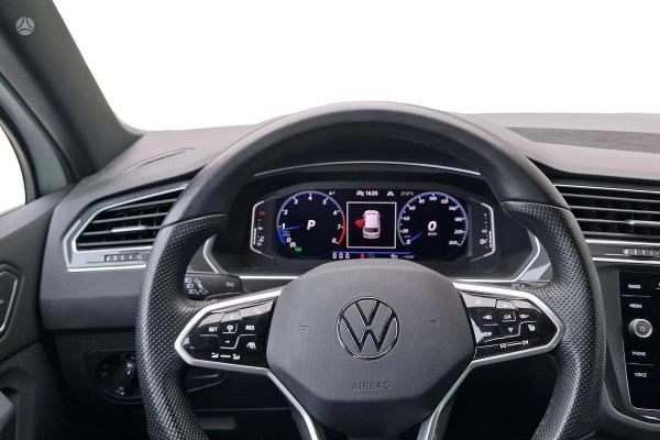 Volkswagen Tiguan 2021 Klaipėda vietnē Balts Volkswagen Tiguan 2021 Klaipėda, ar dzinēja tilpumu 1.98 L un nobraukumu 77 tūkst. km par 27000 €, foto 11 vietnē AUTOMOTO.COM.LV