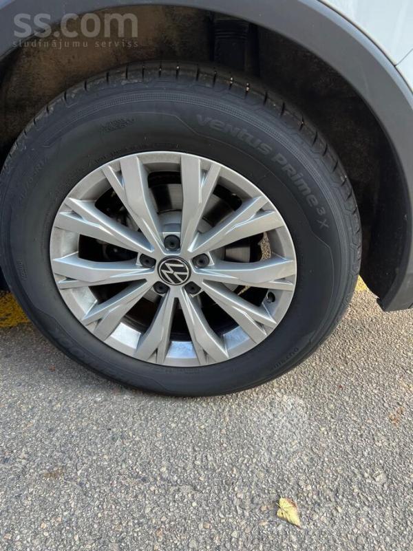 Balts Volkswagen Tiguan 2021 Rīga, ar dzinēja tilpumu 1.50 L un nobraukumu 52 tūkst. km par 22800 €, foto 5 vietnē AUTOMOTO.COM.LV