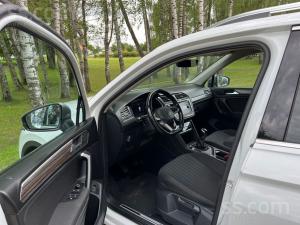 Balts Volkswagen Tiguan 2022 Rīga, ar dzinēja tilpumu 1.50 L un nobraukumu 180 tūkst. km par 18990 €, foto 6 vietnē AUTOMOTO.COM.LV