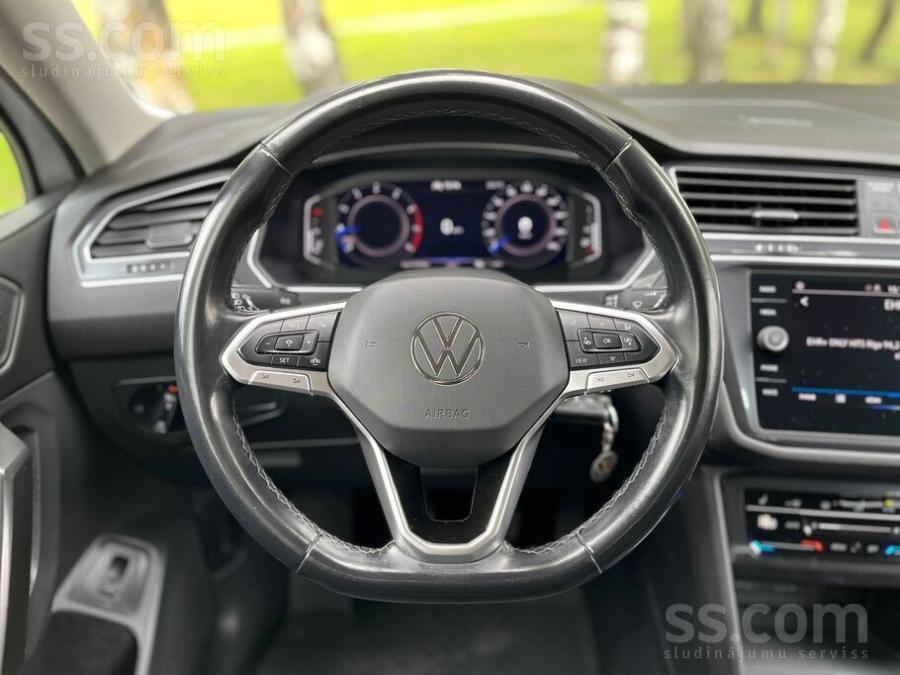 Balts Volkswagen Tiguan 2022 Rīga, ar dzinēja tilpumu 1.50 L un nobraukumu 180 tūkst. km par 18990 €, foto 16 vietnē AUTOMOTO.COM.LV