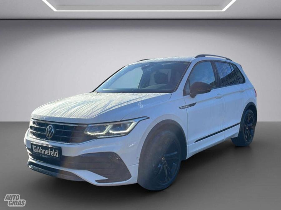 White Volkswagen Tiguan 2022 in Kaunas, with an engine capacity of 2.00 L and mileage of 98 thousand km for 32699 €, photo 2 on AUTOMOTO.COM.LV