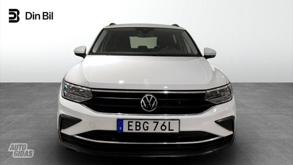 White Volkswagen Tiguan 2022 in Kaunas, with an engine capacity of 0.00 L and mileage of 26 thousand km for 30404 €, photo 4 on AUTOMOTO.COM.LV