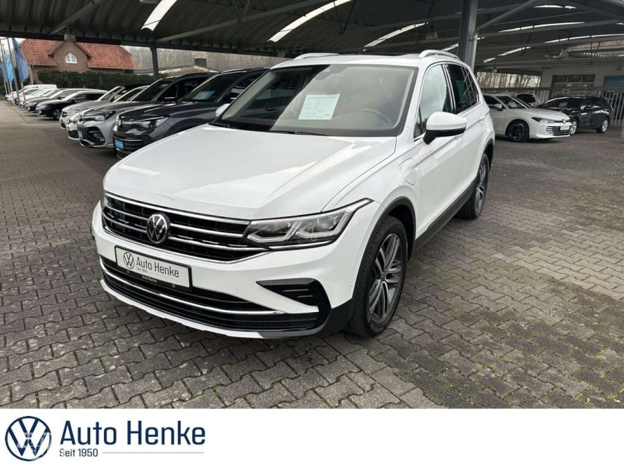 Balts Volkswagen Tiguan 2022 Kauņa, ar dzinēja tilpumu 1.40 L un nobraukumu 54 tūkst. km par 31946 €, foto 1 vietnē AUTOMOTO.COM.LV