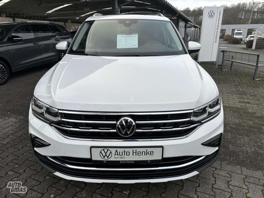 Balts Volkswagen Tiguan 2022 Kauņa, ar dzinēja tilpumu 1.40 L un nobraukumu 54 tūkst. km par 31946 €, foto 6 vietnē AUTOMOTO.COM.LV