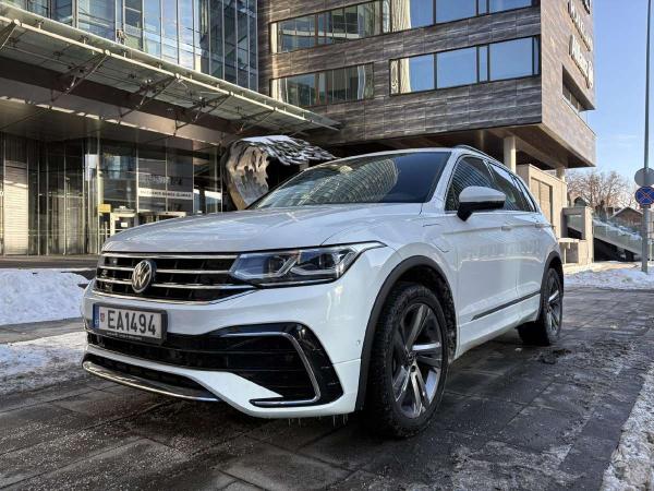 Balts Volkswagen Tiguan 2022 Viļņa, ar dzinēja tilpumu 1.40 L un nobraukumu 83 tūkst. km par 29350 €, foto 1 vietnē AUTOMOTO.COM.LV