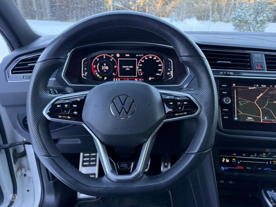 Balts Volkswagen Tiguan 2022 Tauragė, ar dzinēja tilpumu 1.97 L un nobraukumu 141 tūkst. km par 26600 €, foto 23 vietnē AUTOMOTO.COM.LV