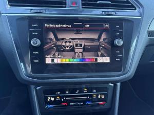 Balts Volkswagen Tiguan 2022 Tauragė, ar dzinēja tilpumu 1.97 L un nobraukumu 141 tūkst. km par 26600 €, foto 28 vietnē AUTOMOTO.COM.LV