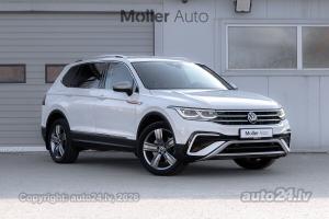 White Volkswagen Tiguan 2022 in Jelgava, with an engine capacity of 2.00 L and mileage of 159 thousand km for 28800 €, photo 2 on AUTOMOTO.COM.LV