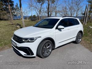 White Volkswagen Tiguan 2022 in Tallinn, with an engine capacity of 1.40 L and mileage of 44 thousand km for 31900 €, photo  on AUTOMOTO.COM.LV