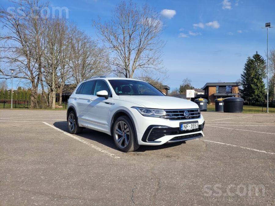 Balts Volkswagen Tiguan 2022 Rīga, ar dzinēja tilpumu 2.00 L un nobraukumu 60 tūkst. km par 29800 €, foto 3 vietnē AUTOMOTO.COM.LV