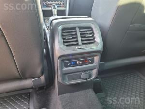 Balts Volkswagen Tiguan 2022 Rīga, ar dzinēja tilpumu 2.00 L un nobraukumu 60 tūkst. km par 29800 €, foto 16 vietnē AUTOMOTO.COM.LV