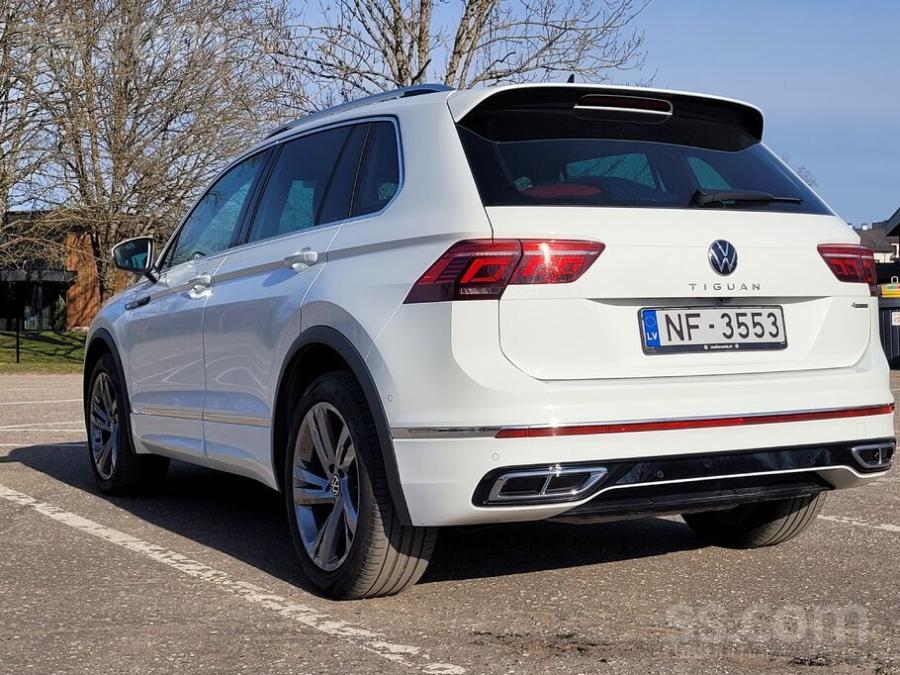 Balts Volkswagen Tiguan 2022 Rīga, ar dzinēja tilpumu 2.00 L un nobraukumu 60 tūkst. km par 29800 €, foto 20 vietnē AUTOMOTO.COM.LV