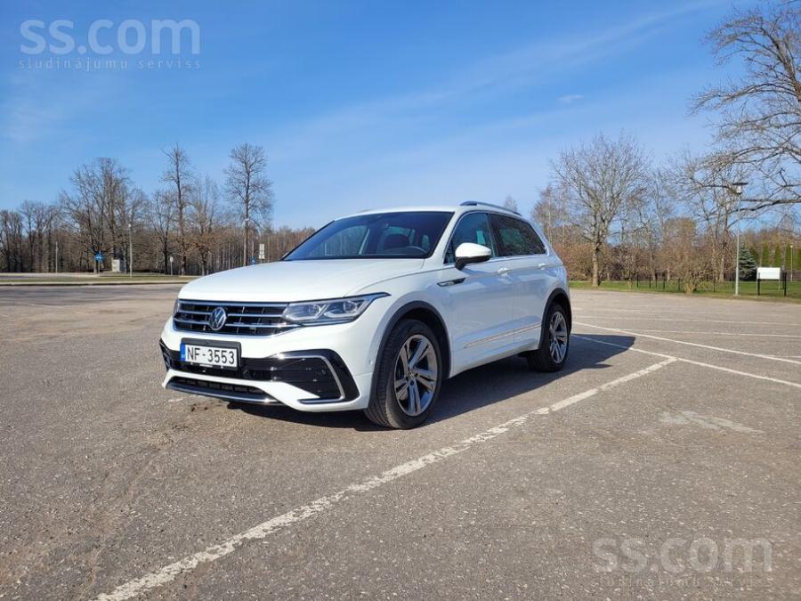 Balts Volkswagen Tiguan 2022 Rīga, ar dzinēja tilpumu 2.00 L un nobraukumu 60 tūkst. km par 29800 €, foto 23 vietnē AUTOMOTO.COM.LV