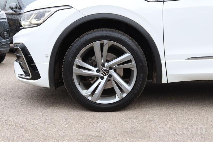 Balts Volkswagen Tiguan 2022 Rīga, ar dzinēja tilpumu 1.50 L un nobraukumu 167 tūkst. km par 23000 €, foto 34 vietnē AUTOMOTO.COM.LV