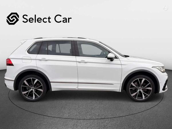 White Volkswagen Tiguan 2022 in Vilnius, with an engine capacity of 1.40 L and mileage of 145 thousand km for 25750 €, photo 4 on AUTOMOTO.COM.LV