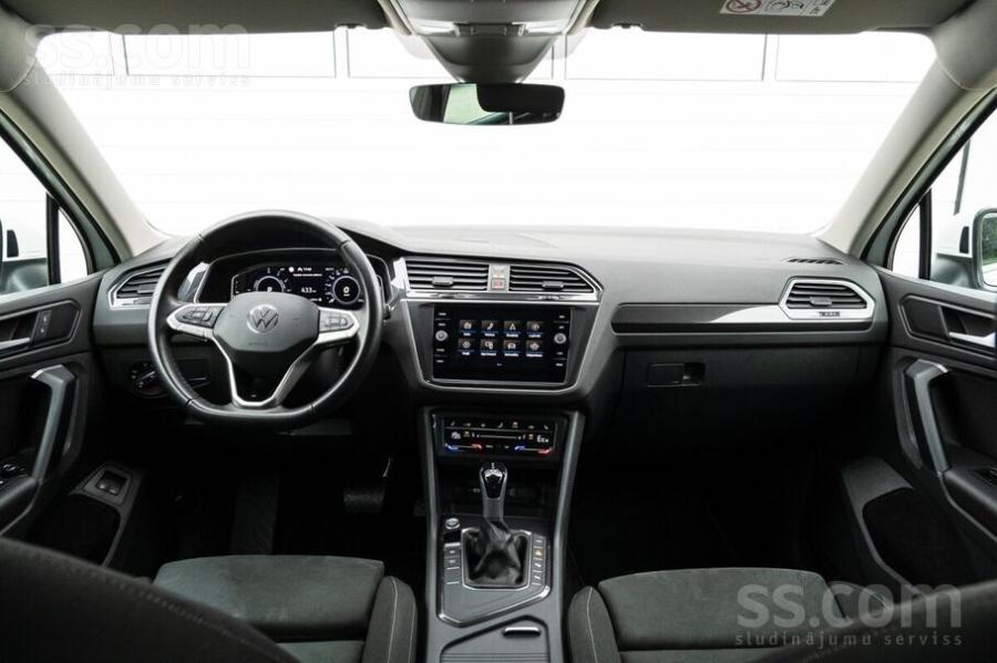 Balts Volkswagen Tiguan 2022 Rīga, ar dzinēja tilpumu 1.40 L un nobraukumu 81 tūkst. km par 24950 €, foto 10 vietnē AUTOMOTO.COM.LV