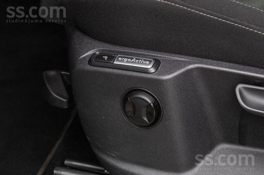 Balts Volkswagen Tiguan 2022 Rīga, ar dzinēja tilpumu 1.40 L un nobraukumu 81 tūkst. km par 24950 €, foto 22 vietnē AUTOMOTO.COM.LV