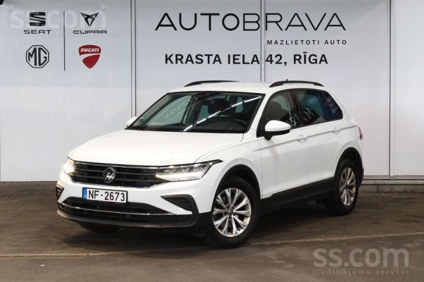 Белый Фольксваген Тигуан 2022 в Рига, объемом двигателя 1.50 л и пробегом 83 тыс. км за 21600 €, фото 1 на AUTOMOTO.COM.LV